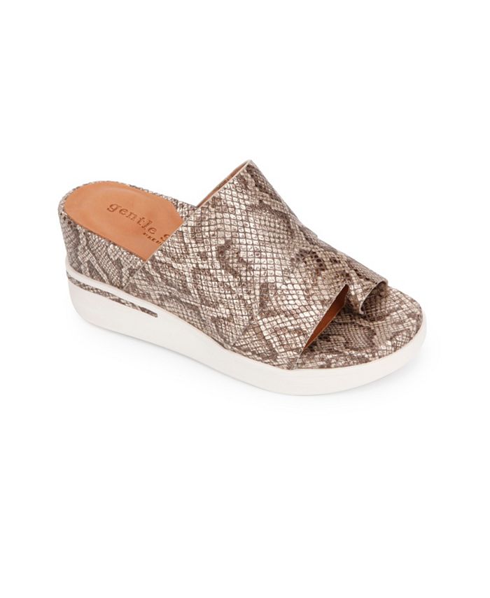 Gentle Souls by Kenneth Cole Gisele 65 Sporty Slides & Reviews ...